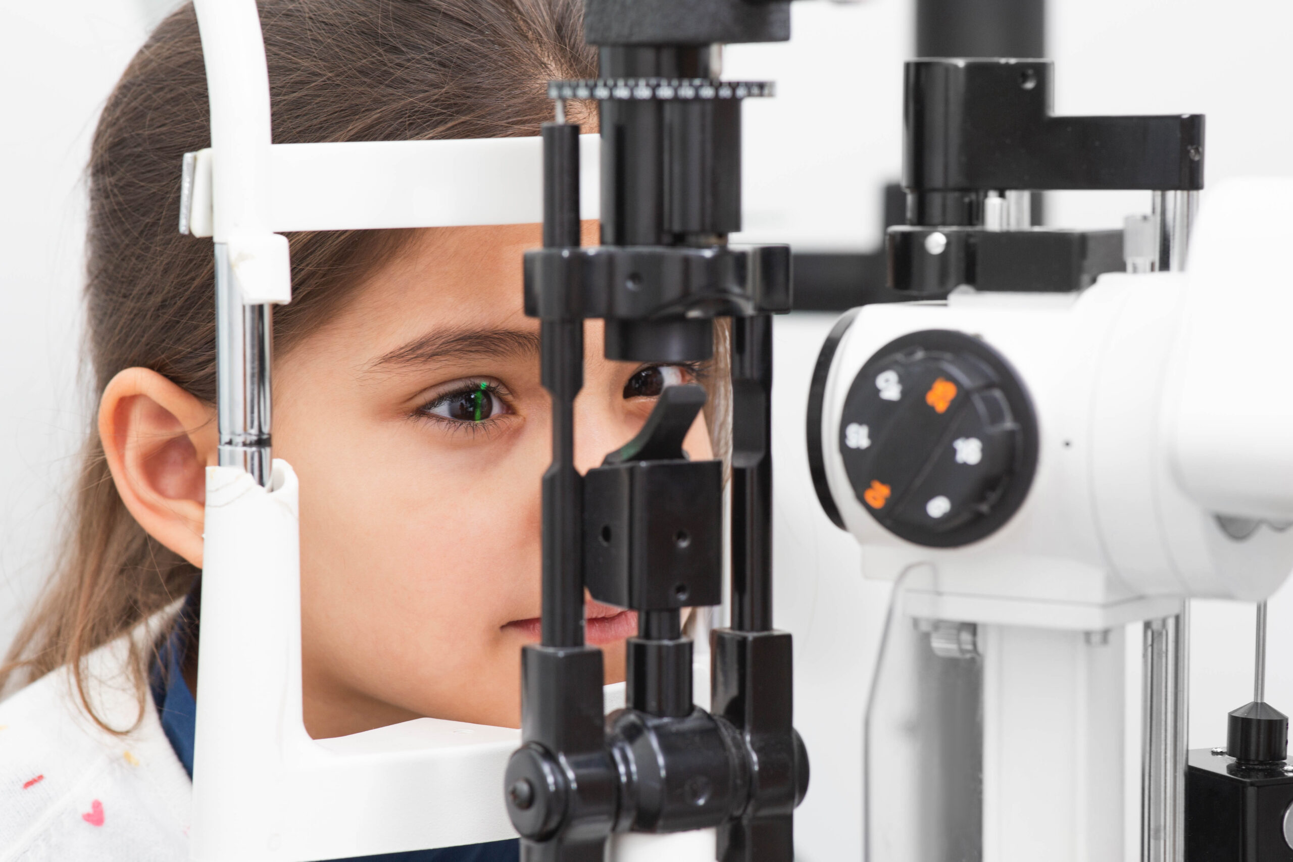 Juvenile cataract is one of the most common, early indicator of ...