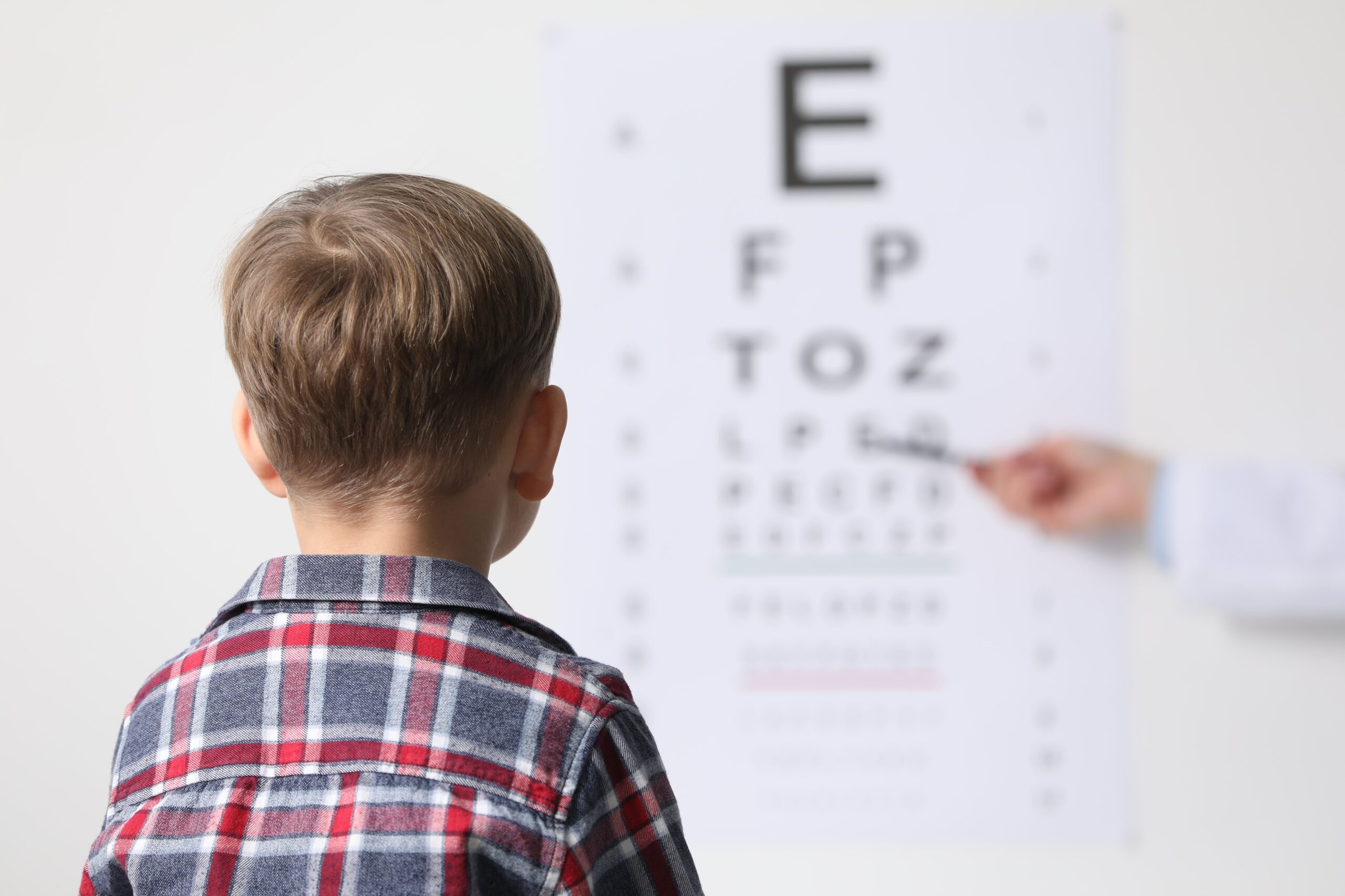 Early refractive signs may predict faster myopic progression in ...